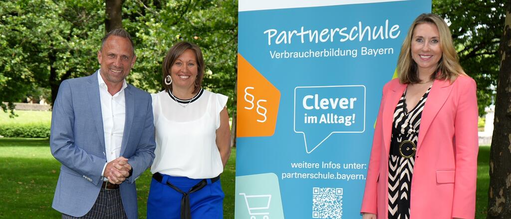 Glauber und Stolz: Clever im Alltag / 92 Schulen für Einsatz in der ...